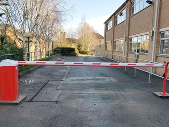 Barriers in stock | Barriers Direct