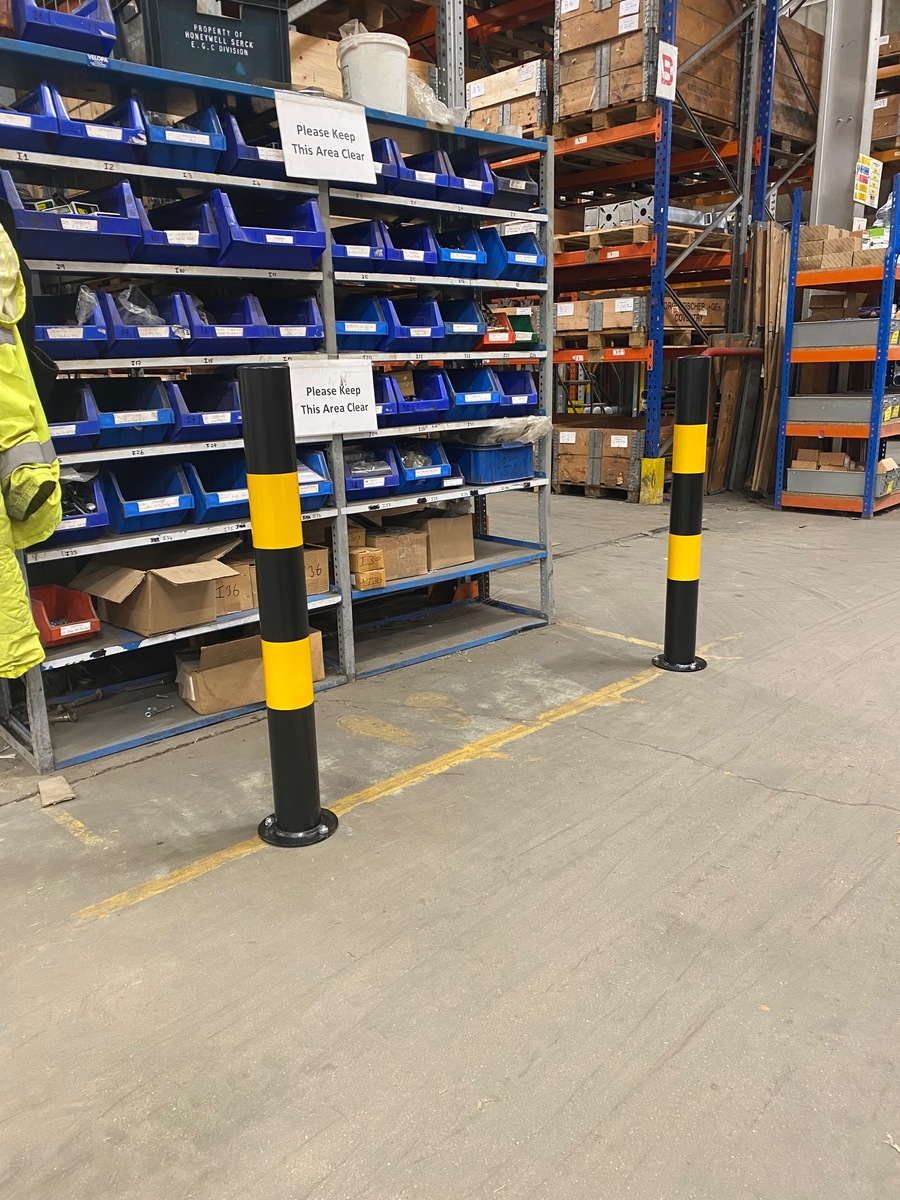 Bollards Impact Protection (60-323mm DIA) 900mm above ground - Hi Viz ...