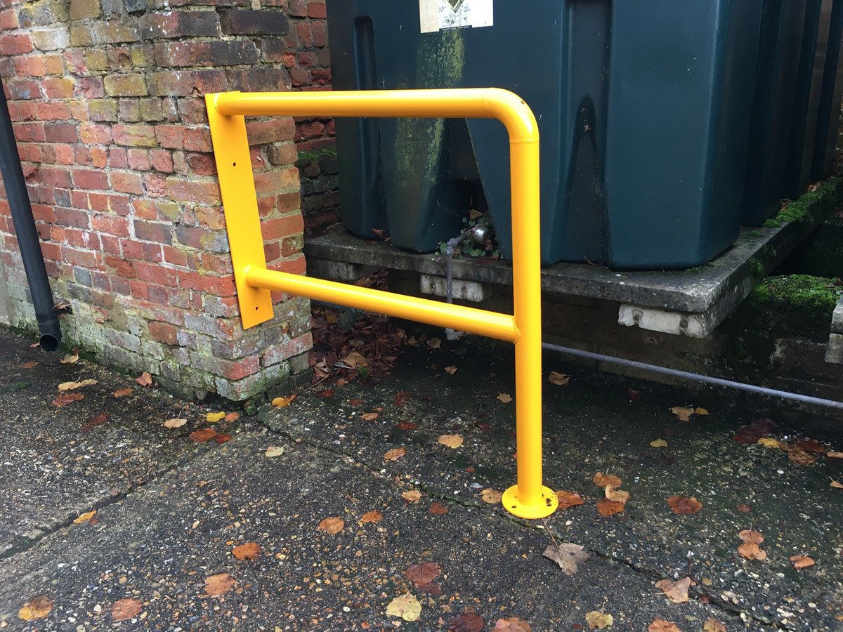 Hooped Perimeter Barrier (60mm DIA) Low Level - Knee Rail (bolt down ...